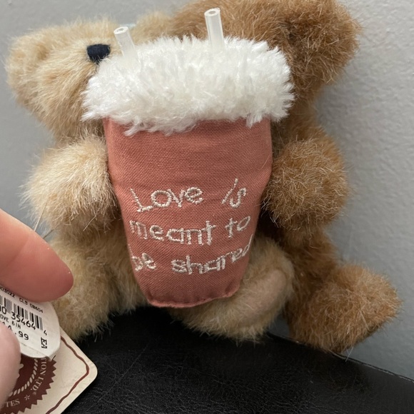Boyds Bears | Toys | Boyds Bear Pair Hugging And Holding Milkshake ...
